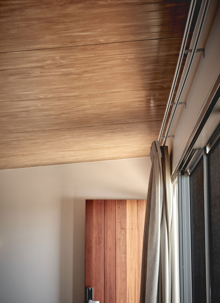 Maple* - Unicote LUX