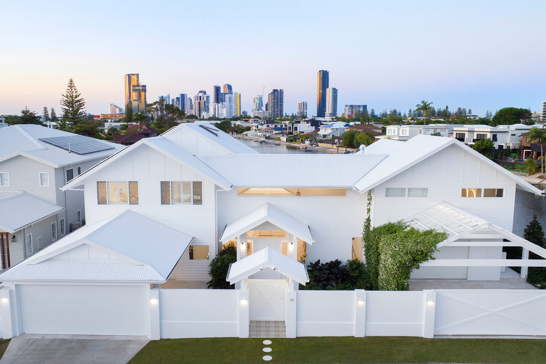 Considerations When Choosing a Roof Colour