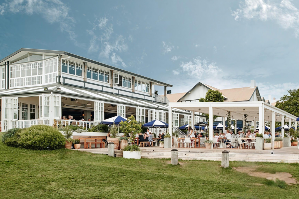 Portsea Pub Hotel: A Coastal Icon Reimagined - Unicote